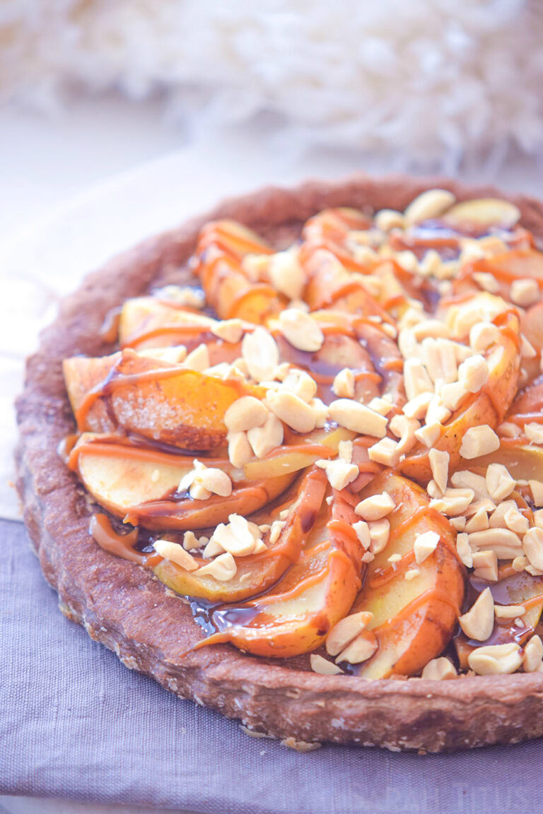 Caramel Delight Apple Pie - Sarah Titus