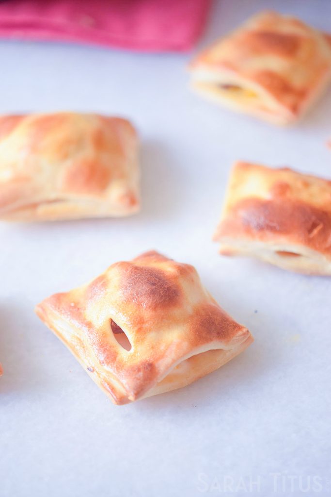 Bacon Mac and Cheese Puffs - Sarah Titus