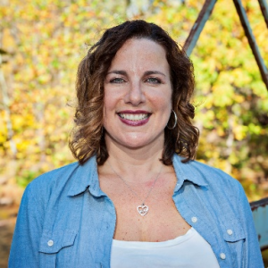 Creamy Pesto Chicken Pasta - Sarah Titus